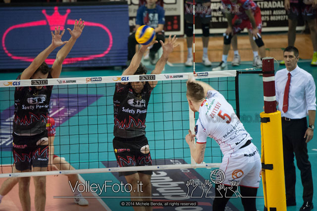 La Sir Perugia riscrive la storia e stronca Macerata - Pianeta Volley