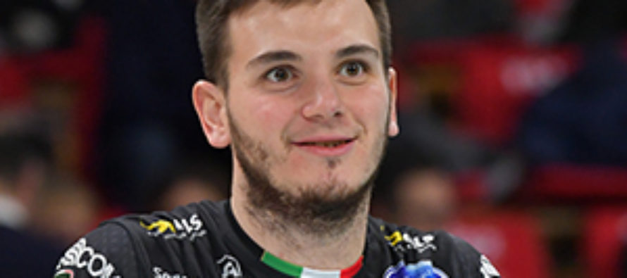 Alessandro Piccinelli tra le coppe ed il coronavirus | Pianeta Volley