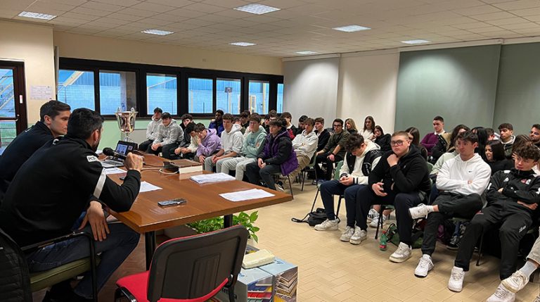 Ropret e Resende hanno incontrato gli studenti - Pianeta Volley